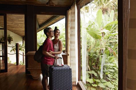 How Airbnb Works For Hosts Guests And The Company Itself