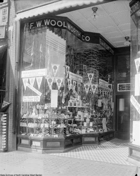F W Woolworths Logo