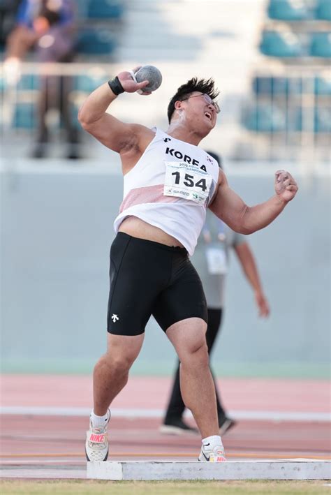 박시훈 남자 고등부 포환던지기 한국기록 경신20m29