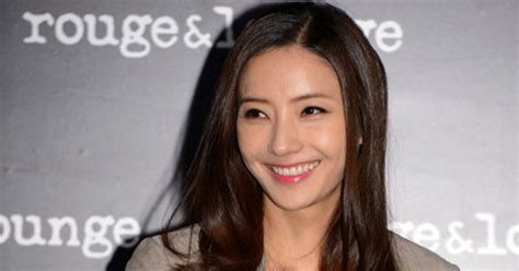 한채영 결혼 6년 만에 임신