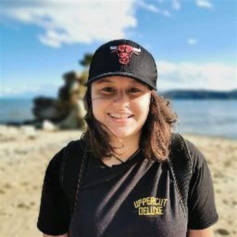 Mia Scheerhoorn Youtube