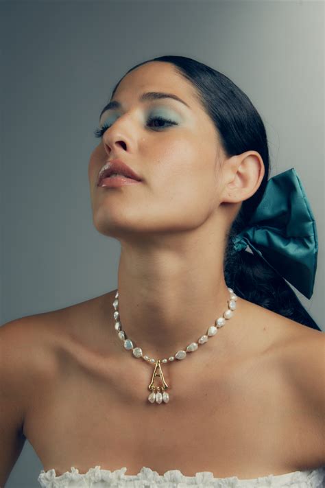 Anne Boleyn Initial Necklace Octavia Rose