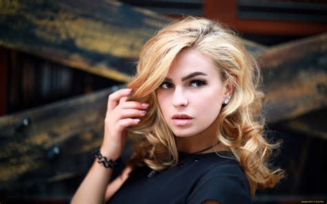 Обои Девушки Лица Портреты обои для рабочего стола фотографии