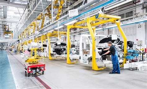 Why You Should Use AGVs On Your Assembly Line Flexpipe