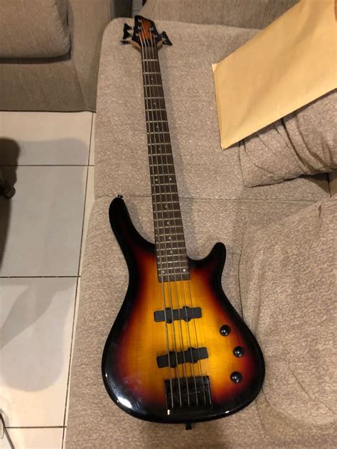 Fernando 5 Strings Bass Guitar Hobbies And Toys Music And Media Cds