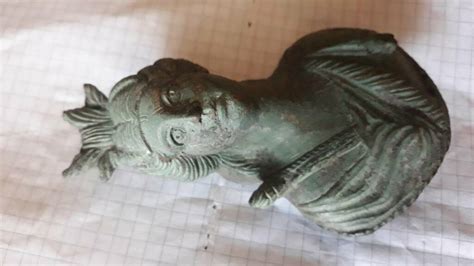 Бронзова статуетка богині Діани на визначення Спільнота Violity