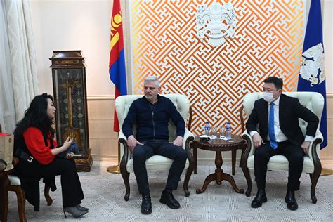 Vip76 Mn Жижиг дунд үйлдвэрлэгчдийг дэмжиж ажиллана