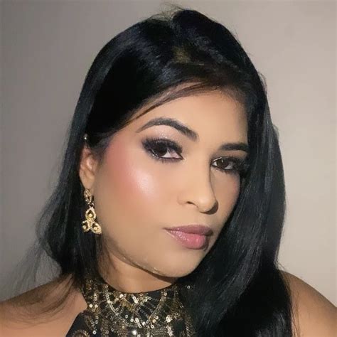 Gente Esse óculos Lindo Vc Encontra Na Ps Oticas Que Fica Na Rua Alagoas N 587 Entre Joao