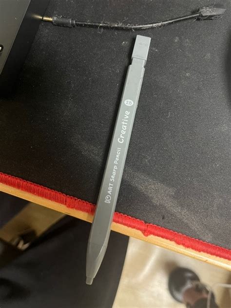 도대체 이 샤프 어디껀가요 샤프심 구하고싶습니다 제발 지식in