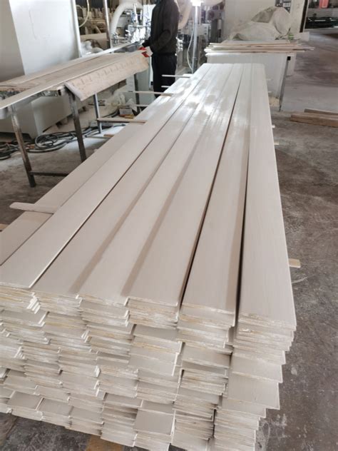 Primer Surfaced Wooden Plantation Window Shutter Components China
