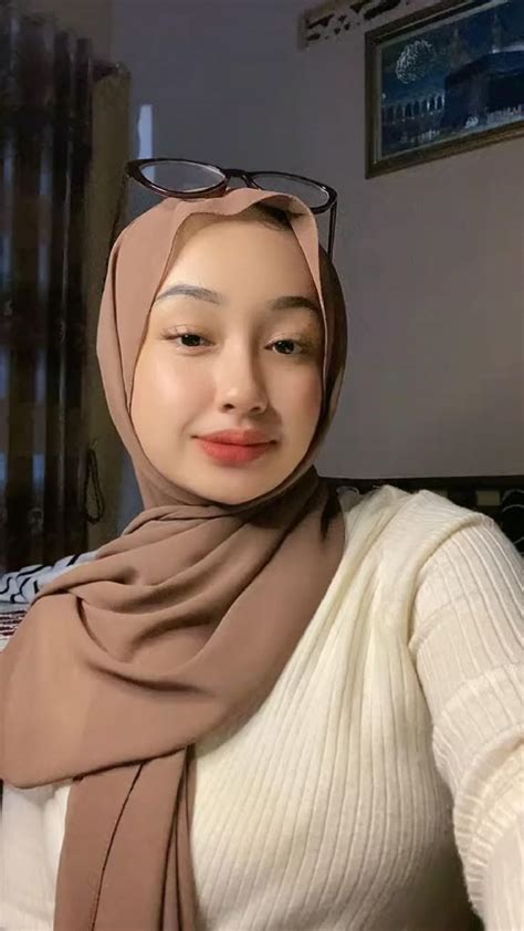 Pin Oleh Dony Berbatov Di Video Jilboob Montog Fotografi Wanita