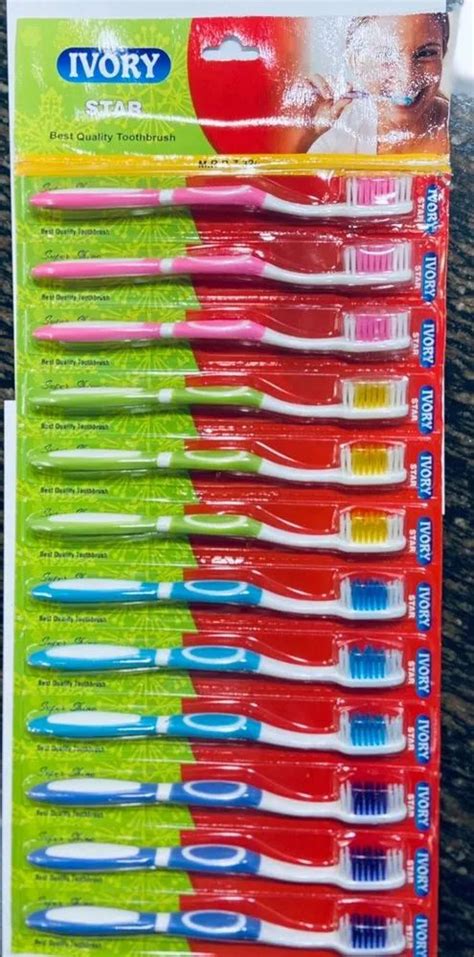 Adult Toothbrushes At ₹ 49dozen New Delhi Id 26340065630