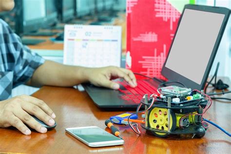 The Role Of Embedded Software Development Courses In India In The Tech