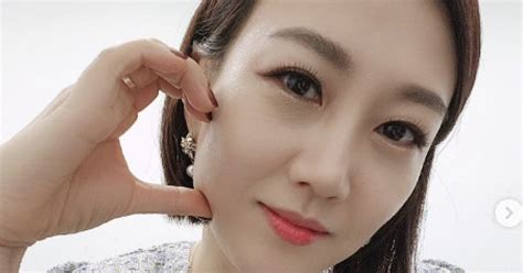 장윤정 콘서트 연기 후 심경 목소리 잃어 죄송 얼른 회복할 것