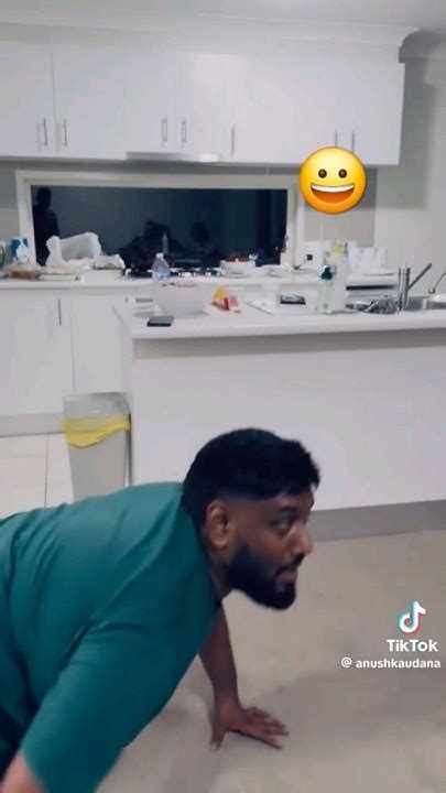 ගාට ගාට ඇවිදි වස්ති Fanny 😂😂 Shorts Viral Wasthi Wasthi Youtube