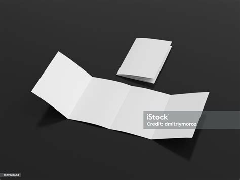 수직 이중 게이트 접이식 브로셔 패널 4개 8페이지 빈 전단지 프리젠 테이션 디자인을 위해 검은 배경에 대해 모의 측면 보기입니다 0명에 대한 스톡 사진 및 기타 이미지