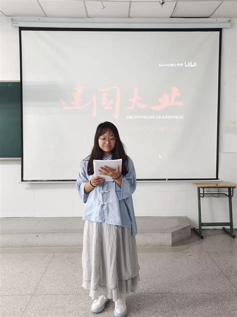 管理学院团总支开展礼赞党的二十大红色光影忆初心红色电影红色配音大赛 滁州职业技术学院