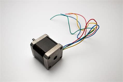 Premium Photo Stepper Motor With Wires