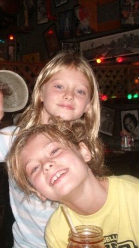 Blonde Twins
