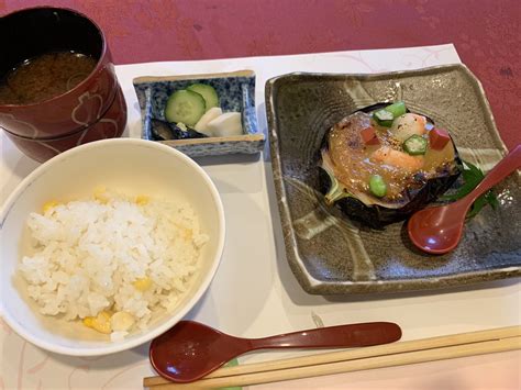 Kk On Twitter 今夜は雄琴温泉の旅館で夕飯。日頃サラリーマンを頑張ってる自分へのご褒美😉