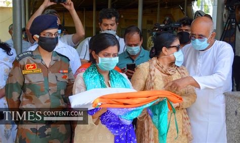 Major Anuj Sood News Photo The Mortal Remains Of Major