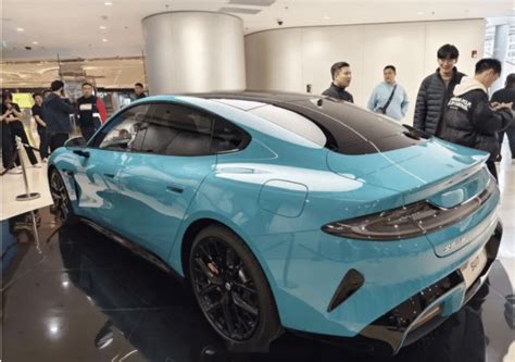 Xiaomi Expects Margin On Su With K Unit Sales