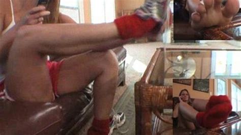 Julia Has Some Hot Itchy Feet Sweet Southern Feet Ssf Clips4sale