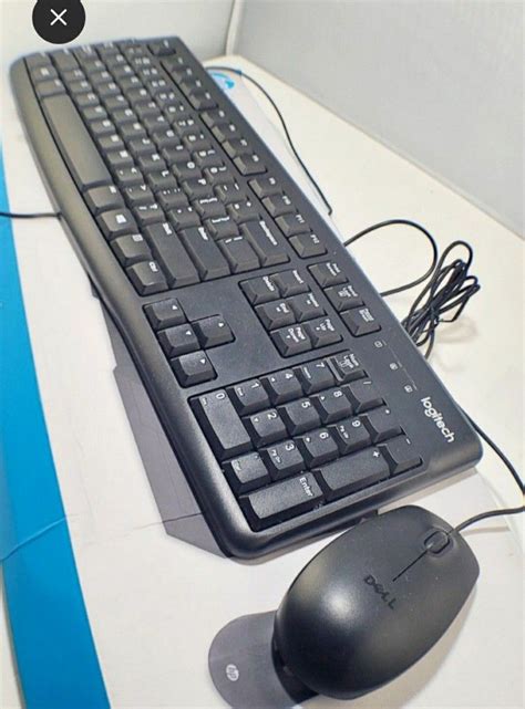 Keyboard Wired Logitech Computers Tech Parts Accessories Computer Keyboard On Carousell