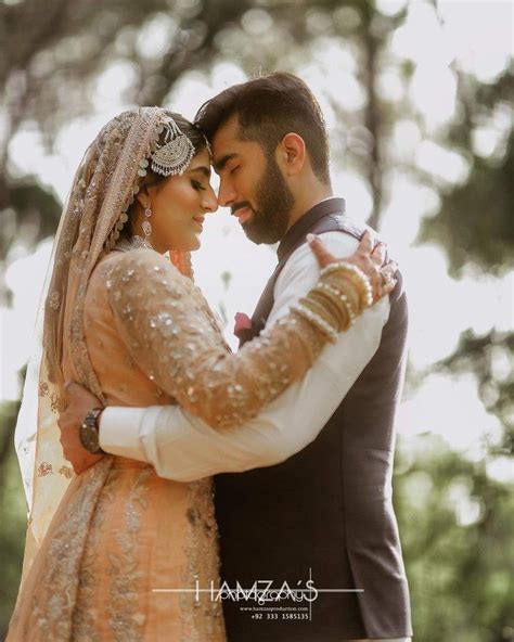 Pakistani Wedding Couple Shoot By Hamzas Production Pakistani Wedding Wedding Couples Couple