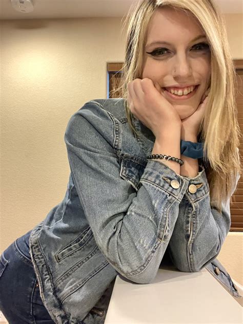 Izzy Wilde Auf Twitter Dork A Saurus Coming Through 👱 ♀ 🌝 Daftsex Hd