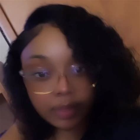 Kierston Theeofficial K On Threads
