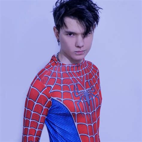 Adamrocket Cam Model Free Live Sex Show And Chat Stripchat