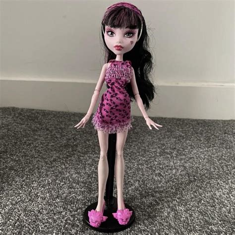 Monster High Dead Tired Wave 2 Draculaura With Stand Depop