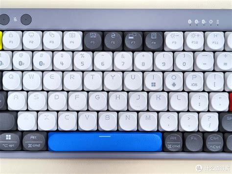 Thinkbook机械键盘kb Pro，小t键盘更精致，元气满满的办公时光 键盘 什么值得买