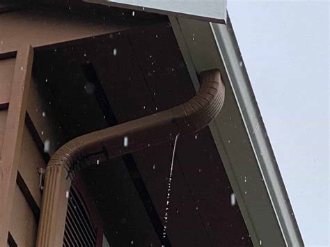 5 Signs That You Need To Replace Your Downspouts