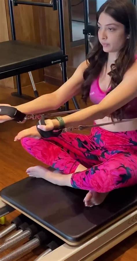 Puja Joshis Feet