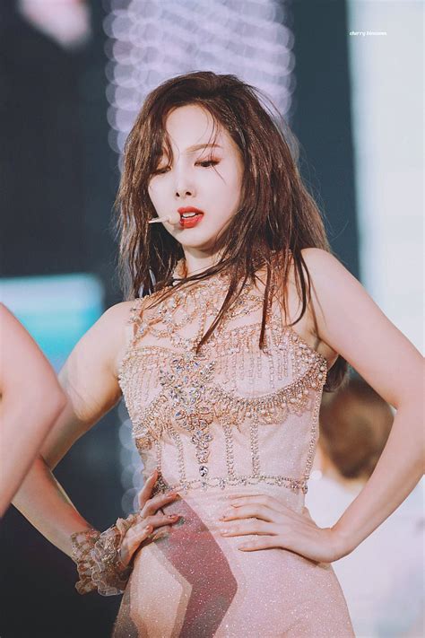 골드 나연 걸그룹 연예인 짤티비 Jjtv Kr