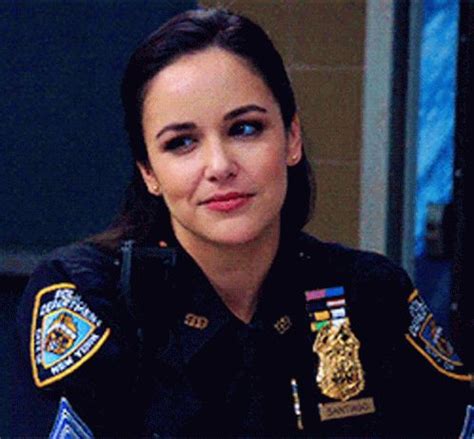 Brooklyn Nine Nine Amy Santiago Gif Brooklyn Nine Nine Amy Santiago Smiling Discover Share