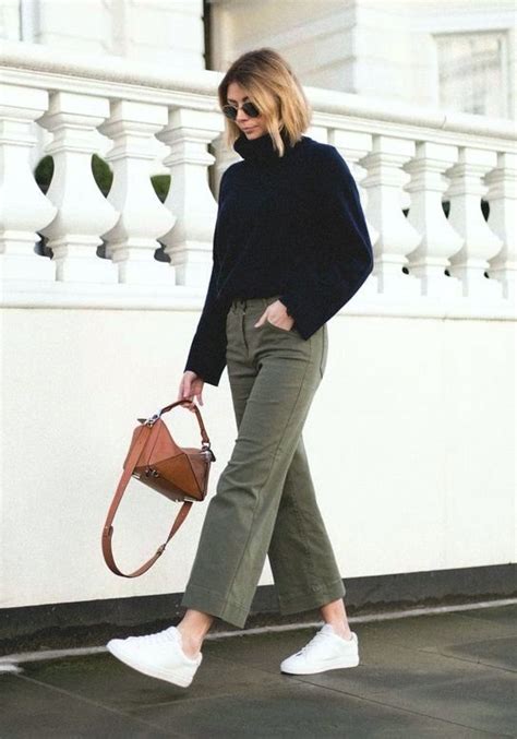 تنسيق بنطلون زيتي بأجمل لوكات