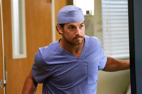 Greys Anatomy Fans Back Andrew Deluca After Latest Episode