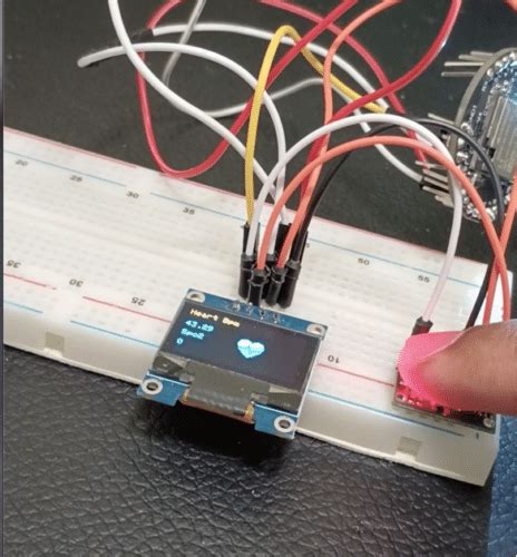 Build Smallest Pulse Oximeter Full Guide With Code