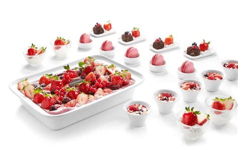 딸기 디저트와 스파클링 와인을 무제한으로 즐기세요~ 아주경제