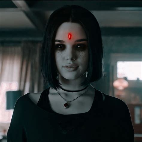 Pin Su Raven