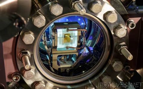 First Ever Quantum Simulation Of Chemical Bonds With Trapped Ions