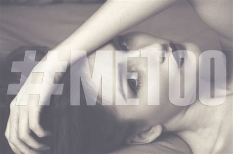 Models Use Closed Facebook Groups To Warn Each Other Of Sexually Inappropriate Photographers