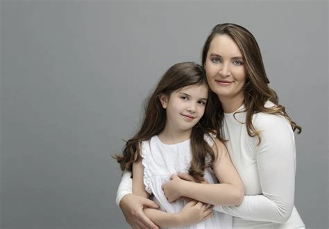 Mother Daughter Photo Shoot With Make Up — Charlotte Starup Photography