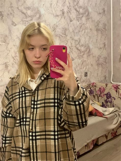 ปักพินโดย Сабина 💕 ใน Фото идеи