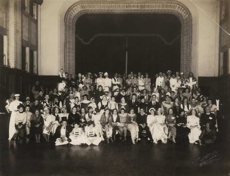 Group Portraits In 1920s 1930s Shanghai Avezink — Livejournal