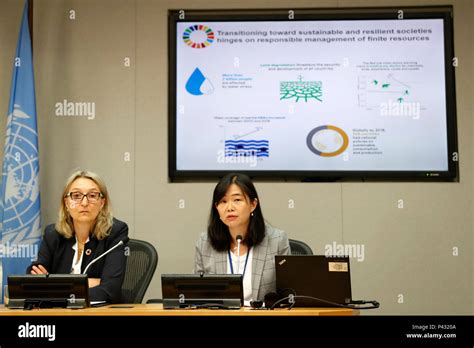 Yongyi Min Fotos Und Bildmaterial In Hoher Auflösung Alamy