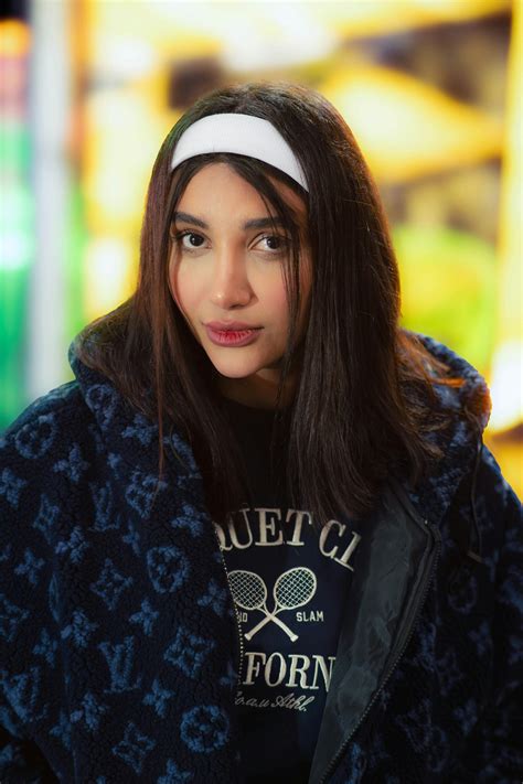 Лучшие фото 400 000 по запросу «Фото Красивых Девушек · Скачивайте совершенно бесплатно